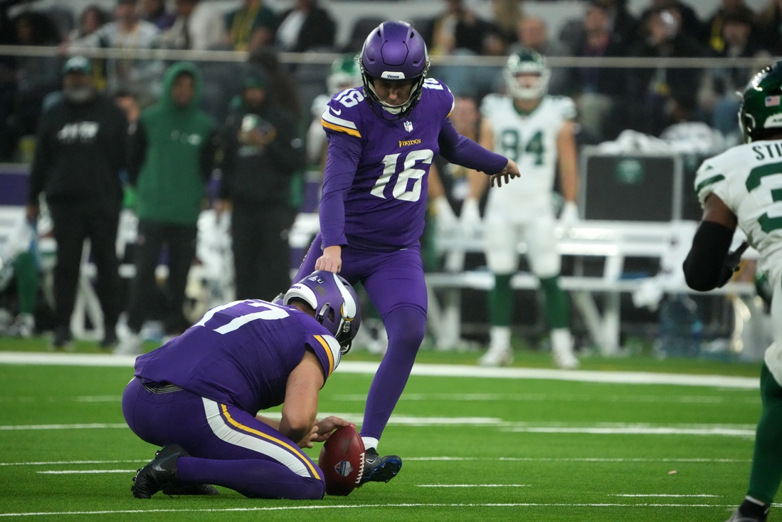 Vikings designate K Will Reichard to return from IR - Field Level Media ...