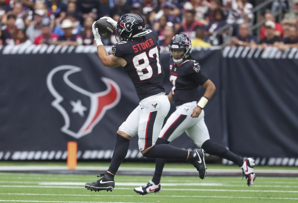 Texans TE Cade Stover out after appendectomy - Field Level Media ...