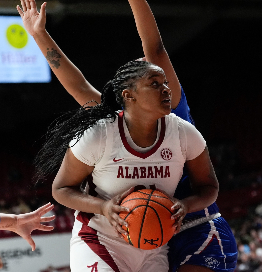 Women's Top 25 roundup: Alabama heats up, knocks off No. 15 Michigan ...