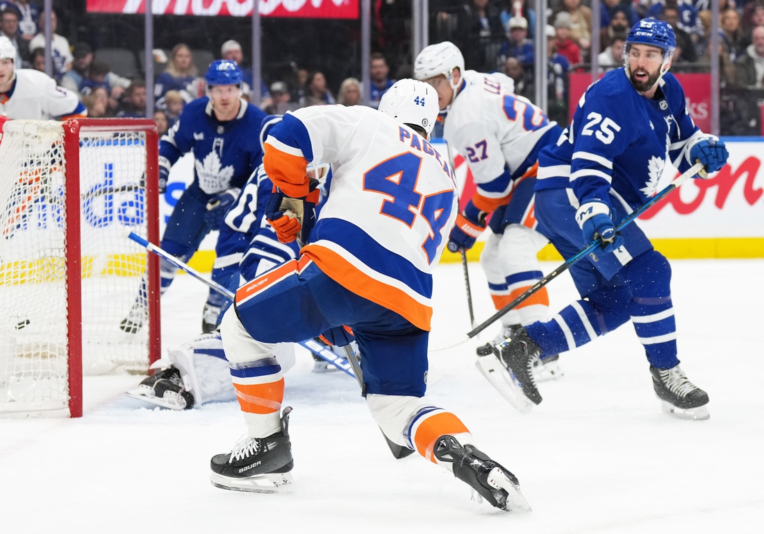 Maple Leafs beat Islanders with rematch looming - Field Level Media ...