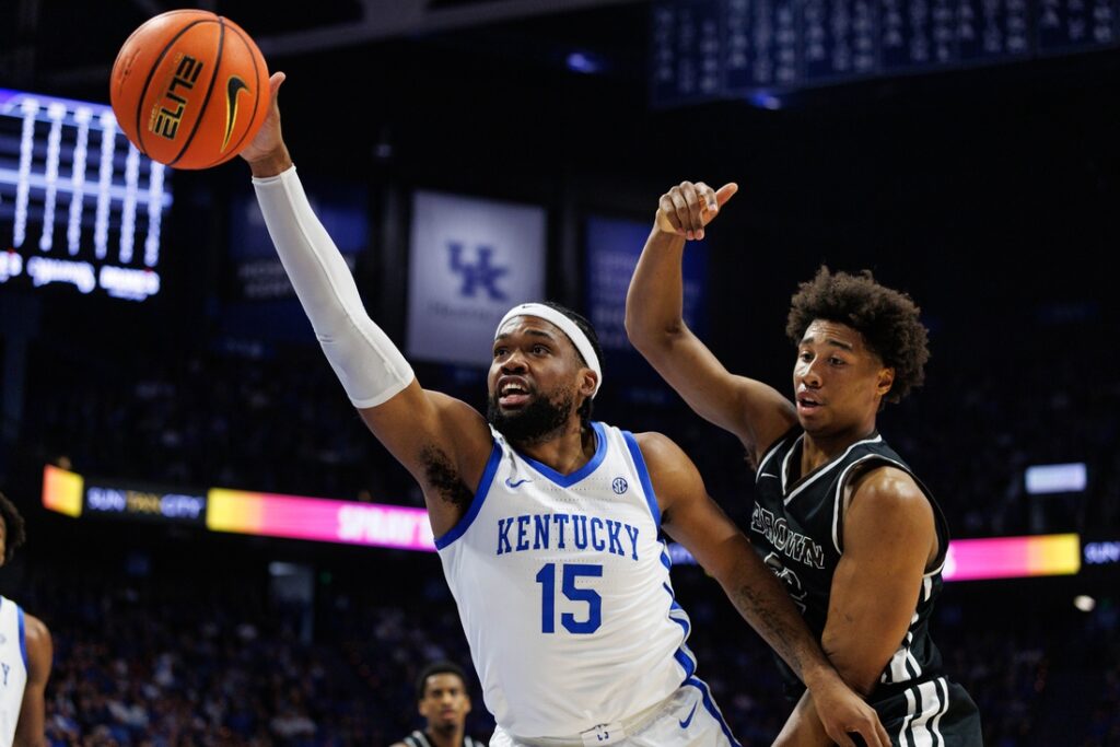 No. 10 Kentucky dominates Brown en route to 34-point win - Field Level ...