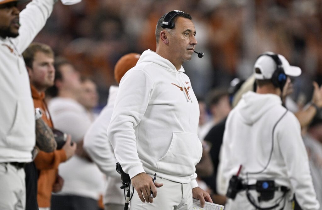 Report Texas Steve Sarkisian agree to 7 year deal Field Level Media Professional sports content solutions FLM