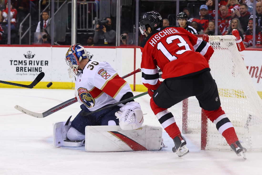 Panthers win defensive battle, top Devils in shootout - Field Level ...