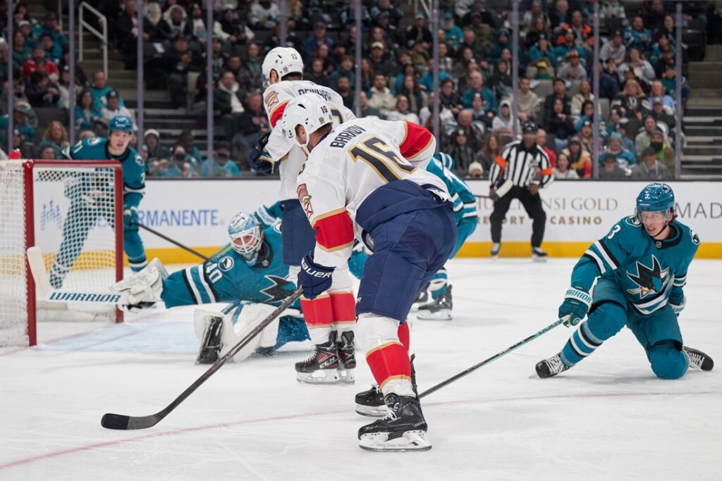 Matthew Tkachuk's 3-point night leads Panthers past Sharks - Field Level Media - Professional ...