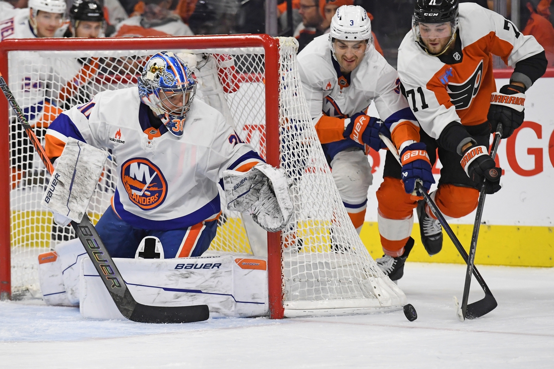 Islanders silence Flyers for sixth straight win - Field Level Media ...