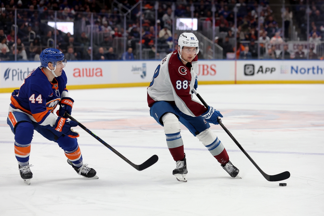 Avs starting to mesh ahead of clash vs. low-scoring Flyers - Field ...