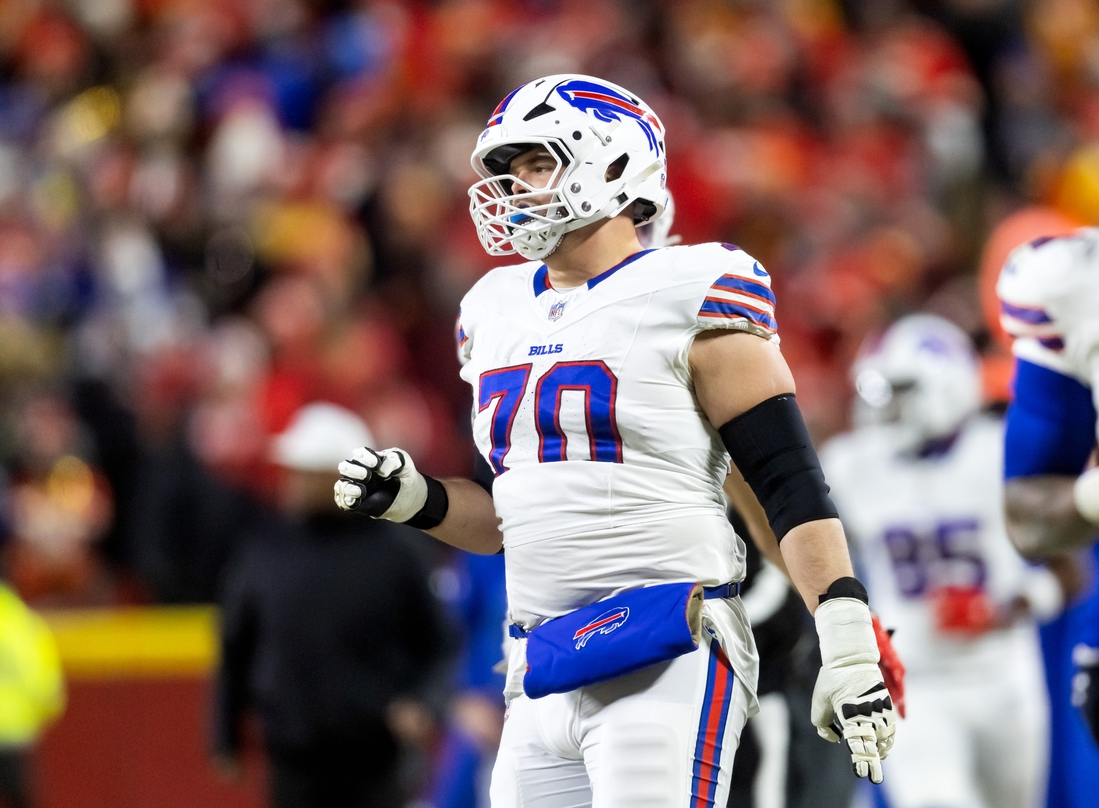 Bills re-sign OL Alec Anderson to one-year deal - Field Level Media ...