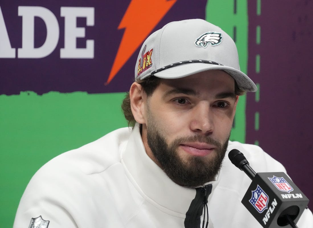 Eagles' Dallas Goedert is more than 'other tight end' in Super Bowl ...