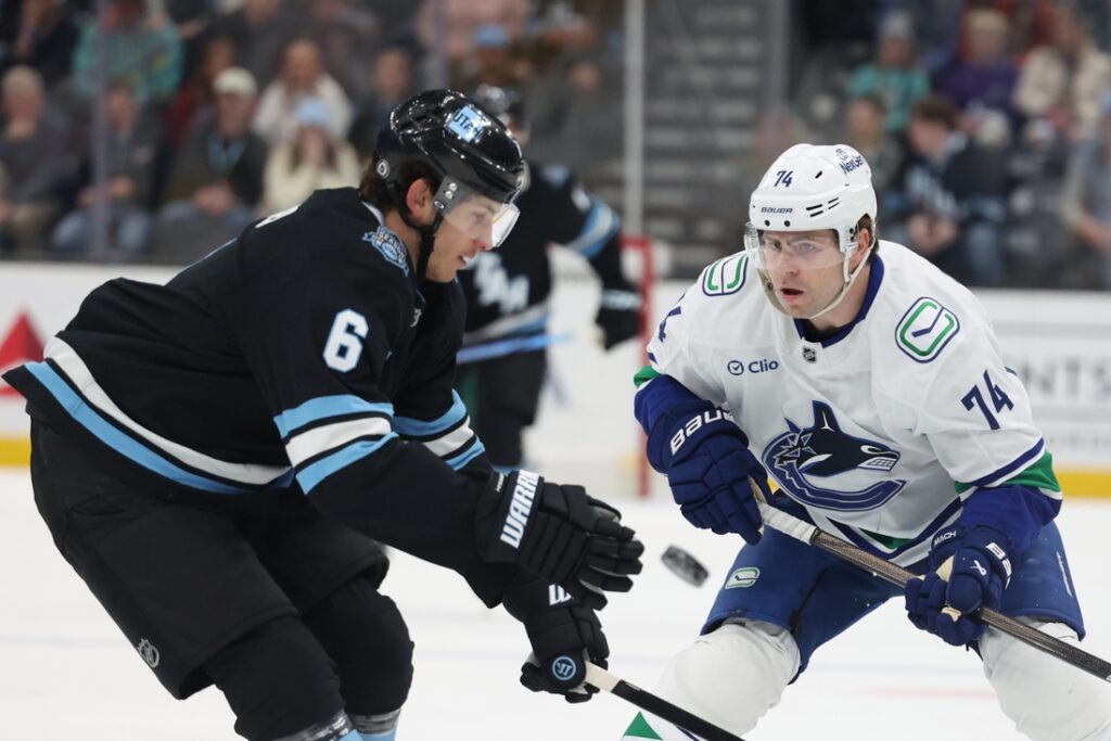 Dylan Guenther tips in game-winner as Utah stops Canucks - Field Level Media - Professional ...