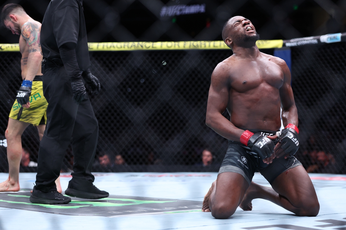 Manel Kape ends Asu Almabayev's win streak at Fight Night - Field Level ...