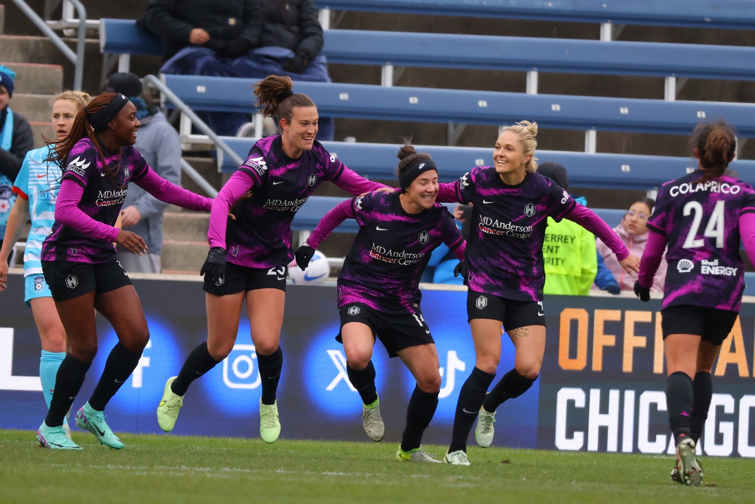 Rookie Maggie Graham helps push Dash past Stars - Field Level Media ...