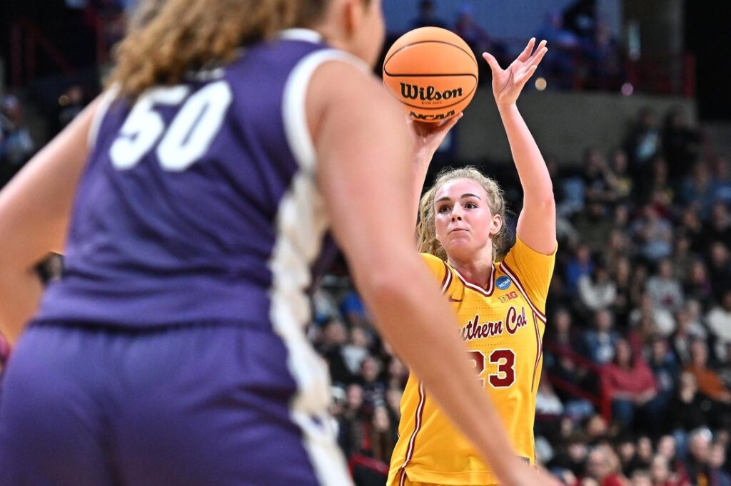 Women's NCAA roundup: Avery Howell propels No. 1 USC to Elite Eight ...