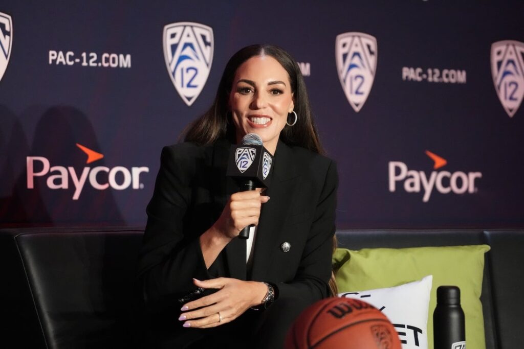 Adia Barnes takes over as SMU's women's basketball coach - Field Level ...