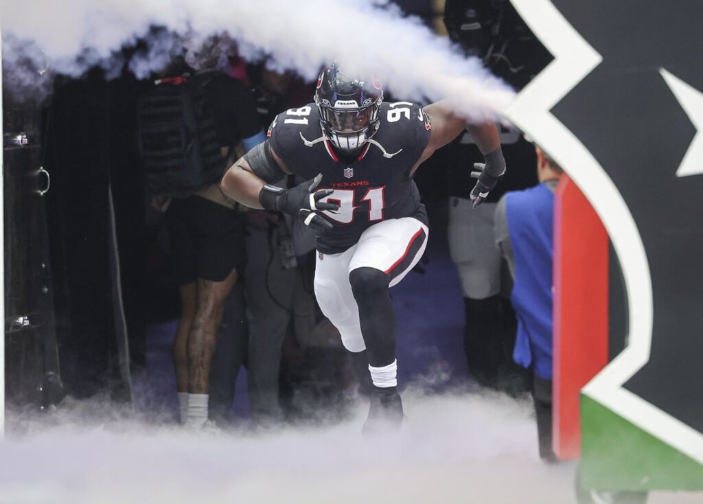 Texans re-sign veteran DT Folorunso Fatukasi - Field Level Media ...
