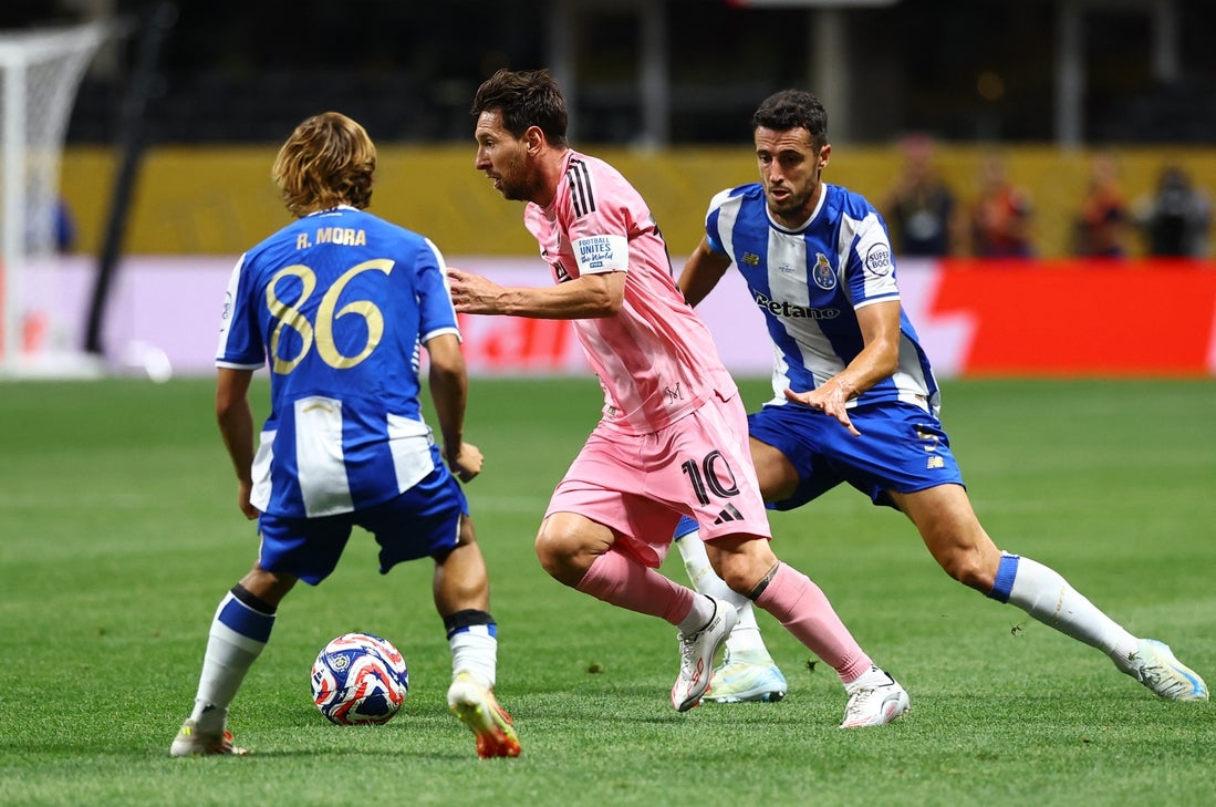 Lionel Messi scores on free kick to lift Inter Miami over Porto - Field ...