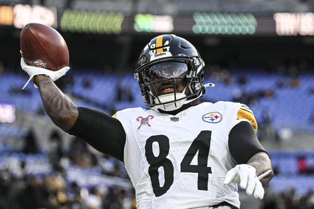Steelers release 'washed up' Cordarrelle Patterson - Field Level Media ...