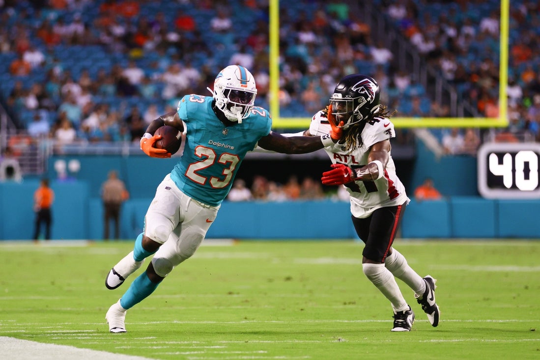 49ers signing RB Jeff Wilson Jr. to bolster backfield - Field Level ...