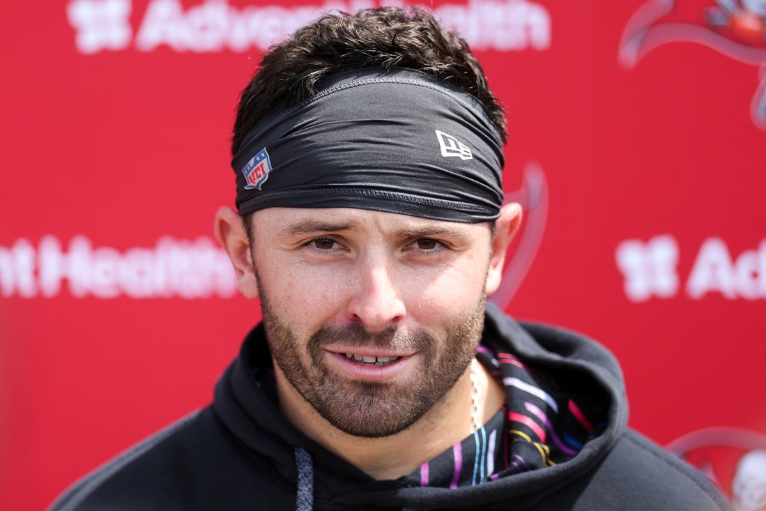 Report: Buccaneers QB Baker Mayfield (hand) to miss practice - Field Level Media - Professional ...