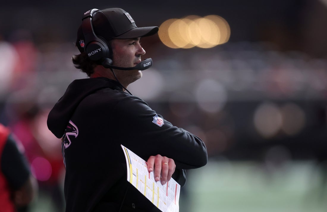 OC Zac Robinson in spotlight as Falcons enter bye week - Field Level ...