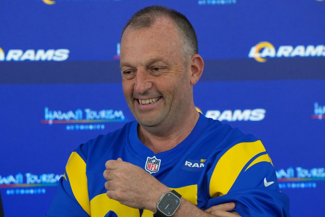 Hawaii governor envisions 'partnership' with UFC in Aloha Stadium ...