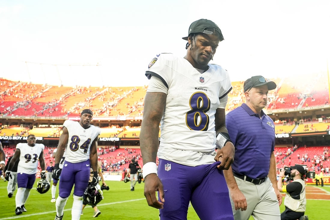 Lamar Jackson (hamstring) remains sidelined as Ravens prepare for Rams ...
