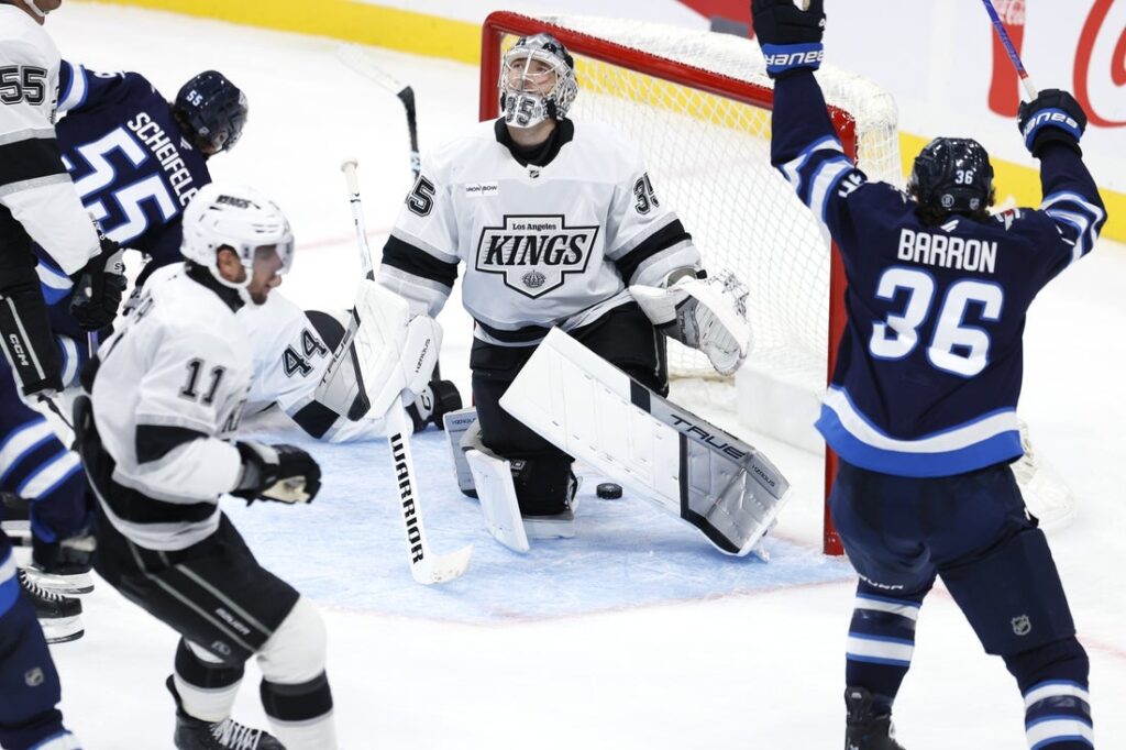 Mark Scheifele scores twice to get Jets past Kings 3-2 - Field Level ...