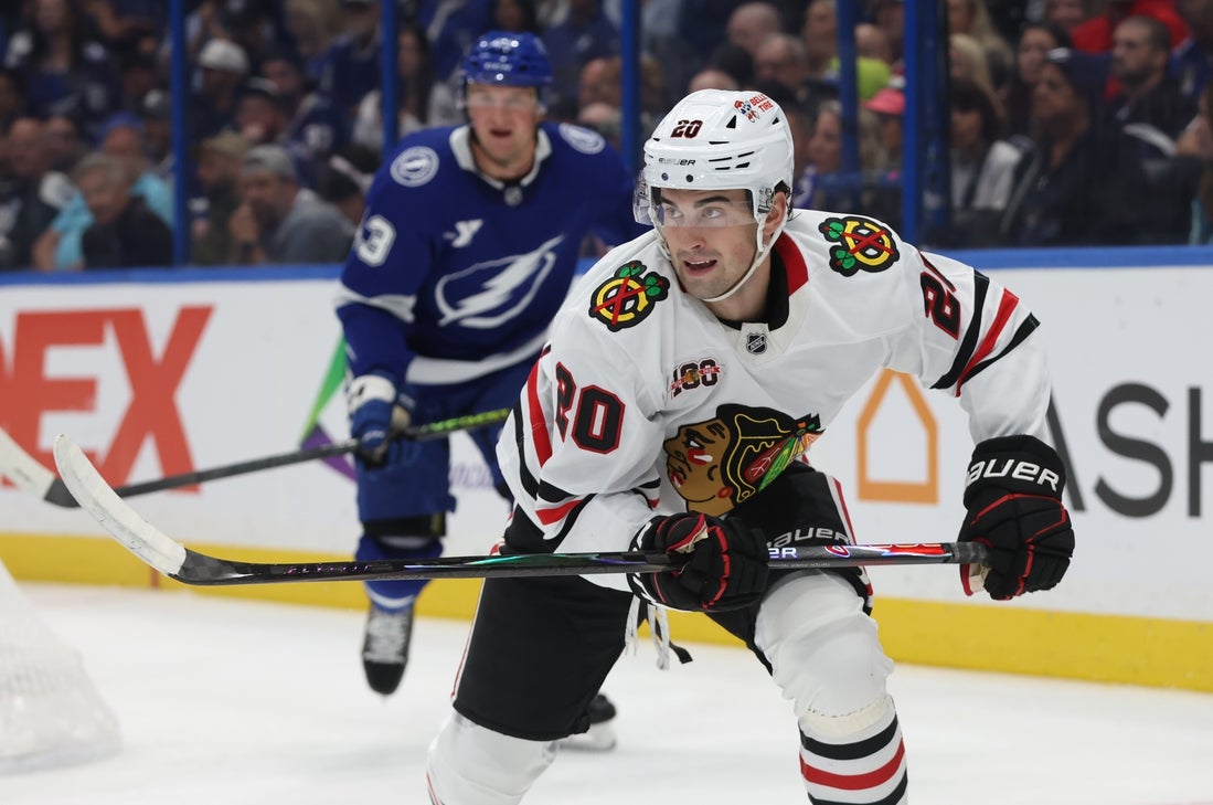 Ryan Donato nets last-minute winner as Blackhawks edge Lightning ...