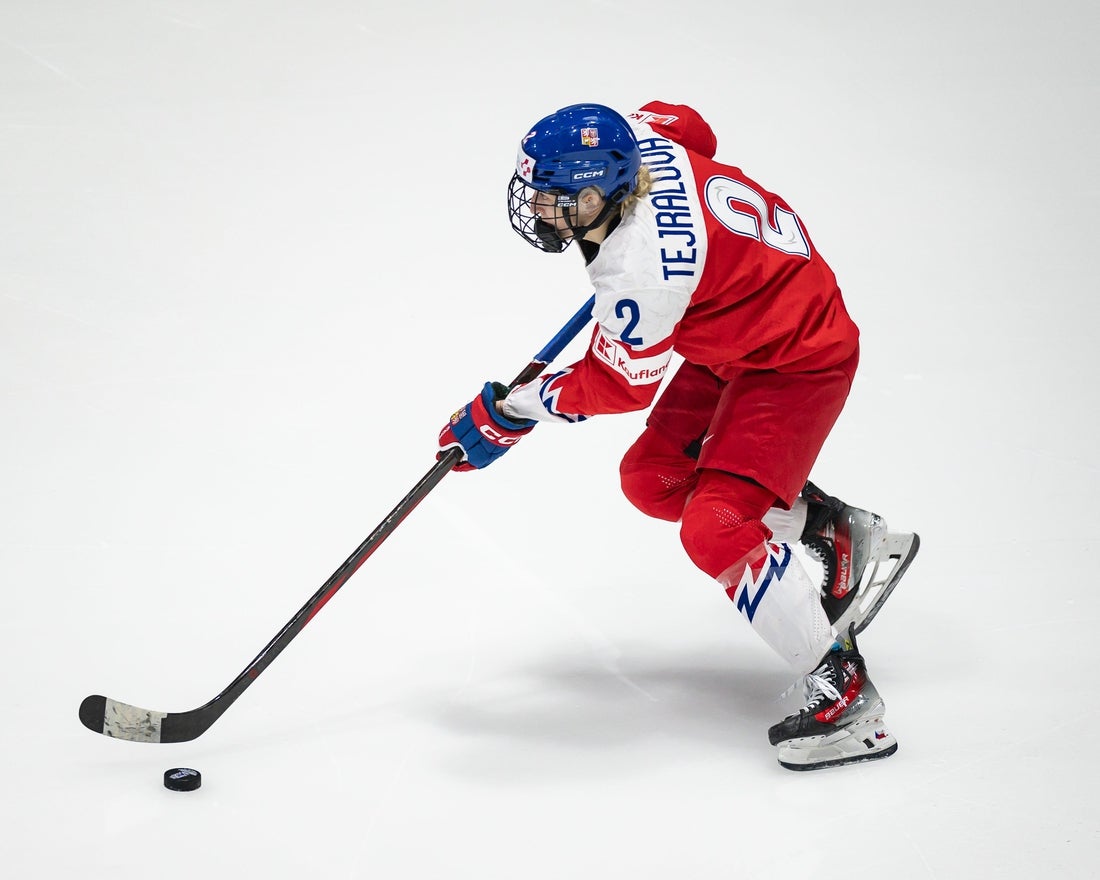 Seattle D Aneta Tejralova suspended two games - Field Level Media ...