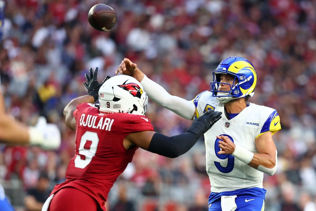 Rams thump Cardinals, move back on top NFC - Field Level Media ...