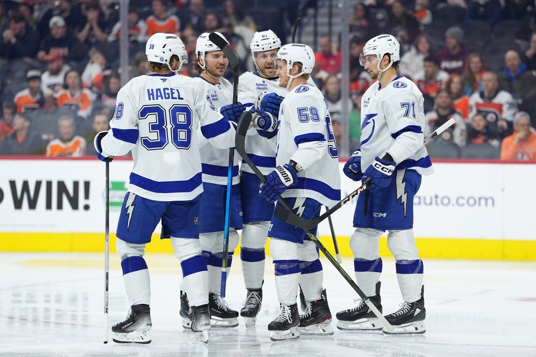 NHL roundup: Lightning rout Flyers as win streak hits 10 - Field Level ...