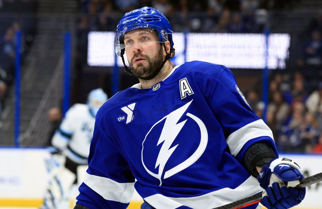 Lightning star Nikita Kucherov returns after hard collision vs. Jets ...