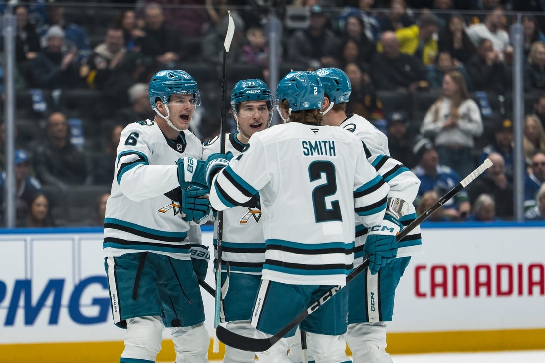 Sharks start fast, cruise past struggling Canucks - Field Level Media ...