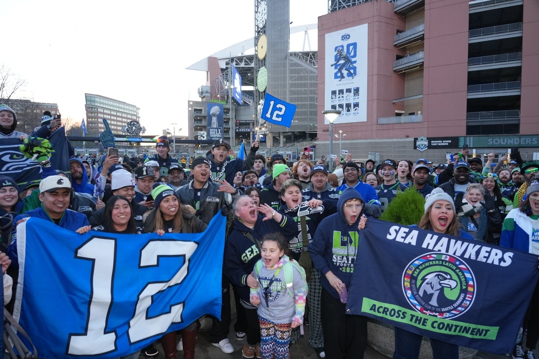 Nearly 1M pack Seattle streets for Seahawks' Super Bowl LX parade ...