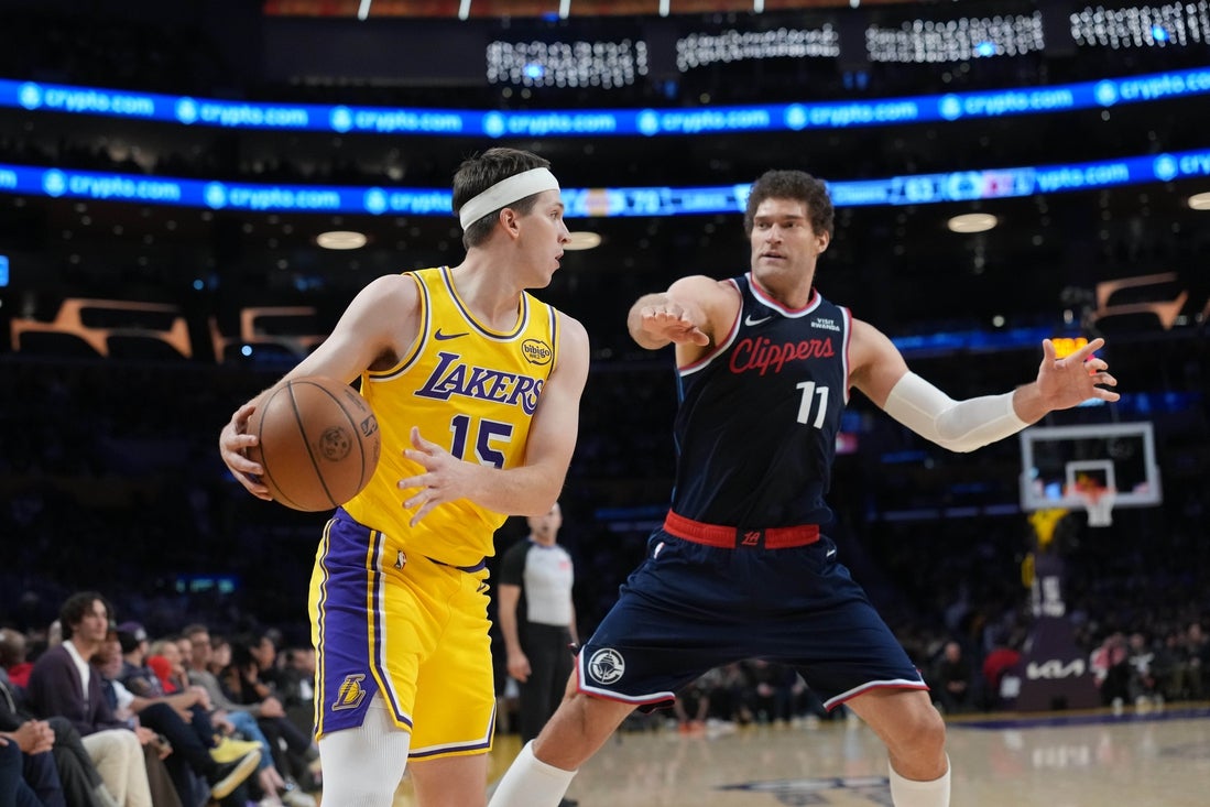 Reunited Lakers trio leads late surge past Clippers - Field Level Media ...
