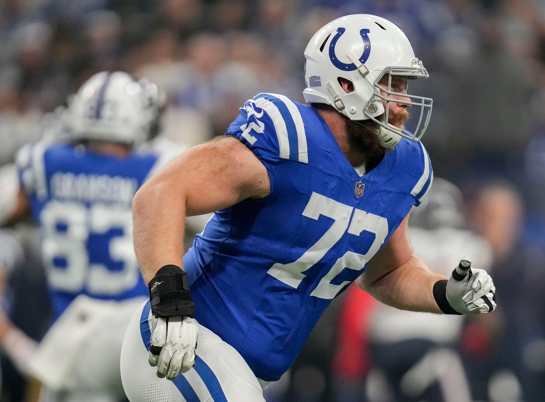 Texans sign T Braden Smith to 2-year, $25M deal - Field Level Media ...