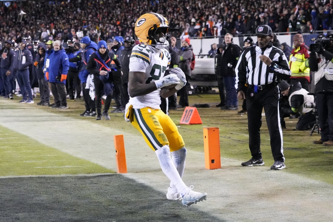 Reports: Patriots reel in WR Romeo Doubs on $80M deal - Field Level ...