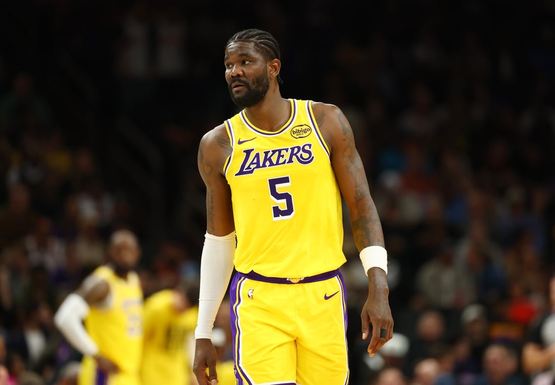 Lakers' Deandre Ayton (knee) leaves game against Nuggets - Field Level ...